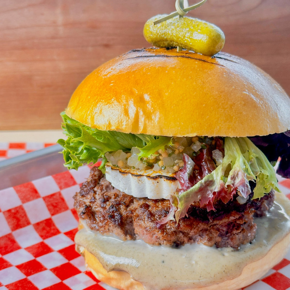 Édouard and Léo beef burger – Boucherie Édouard et Léo